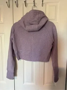 Gymshark | Tops | Gymshark Raw Edge Keyhole Cutout Cropped Hoodie ...
